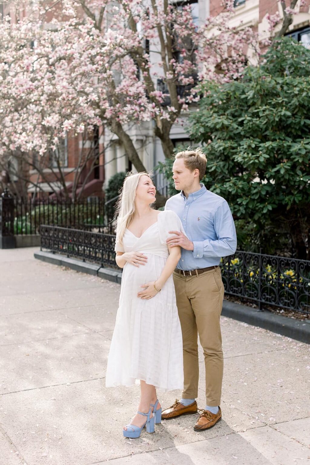 Spring Maternity Photo Session in Boston, MA | carolinewinnphotography.com